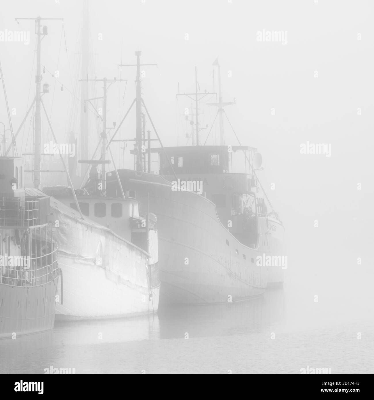 Wooden ships boats in Black and White Stock Photos & Images - Alamy