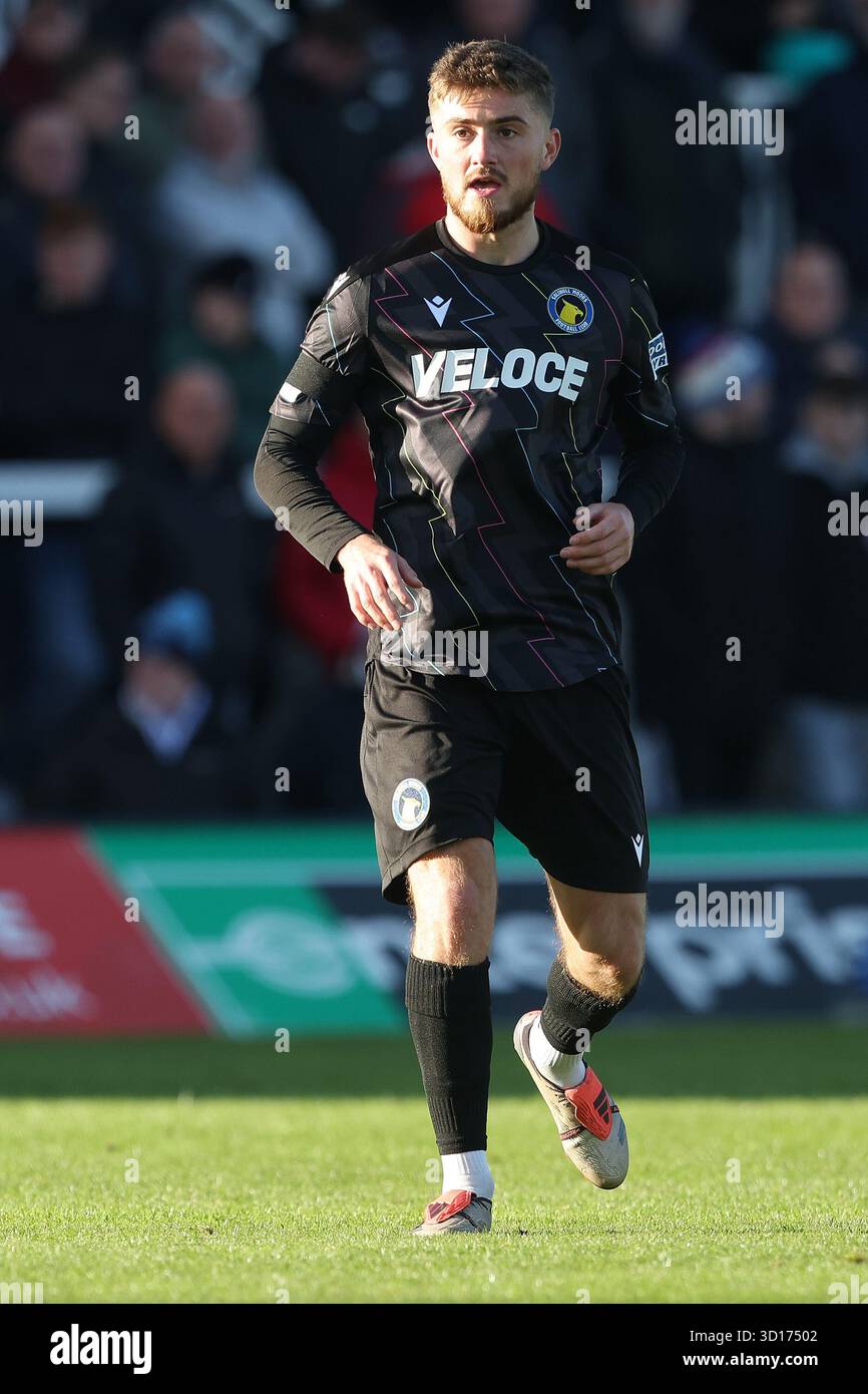 Scott High of Solihull Moors in action during the The Enterprise ...