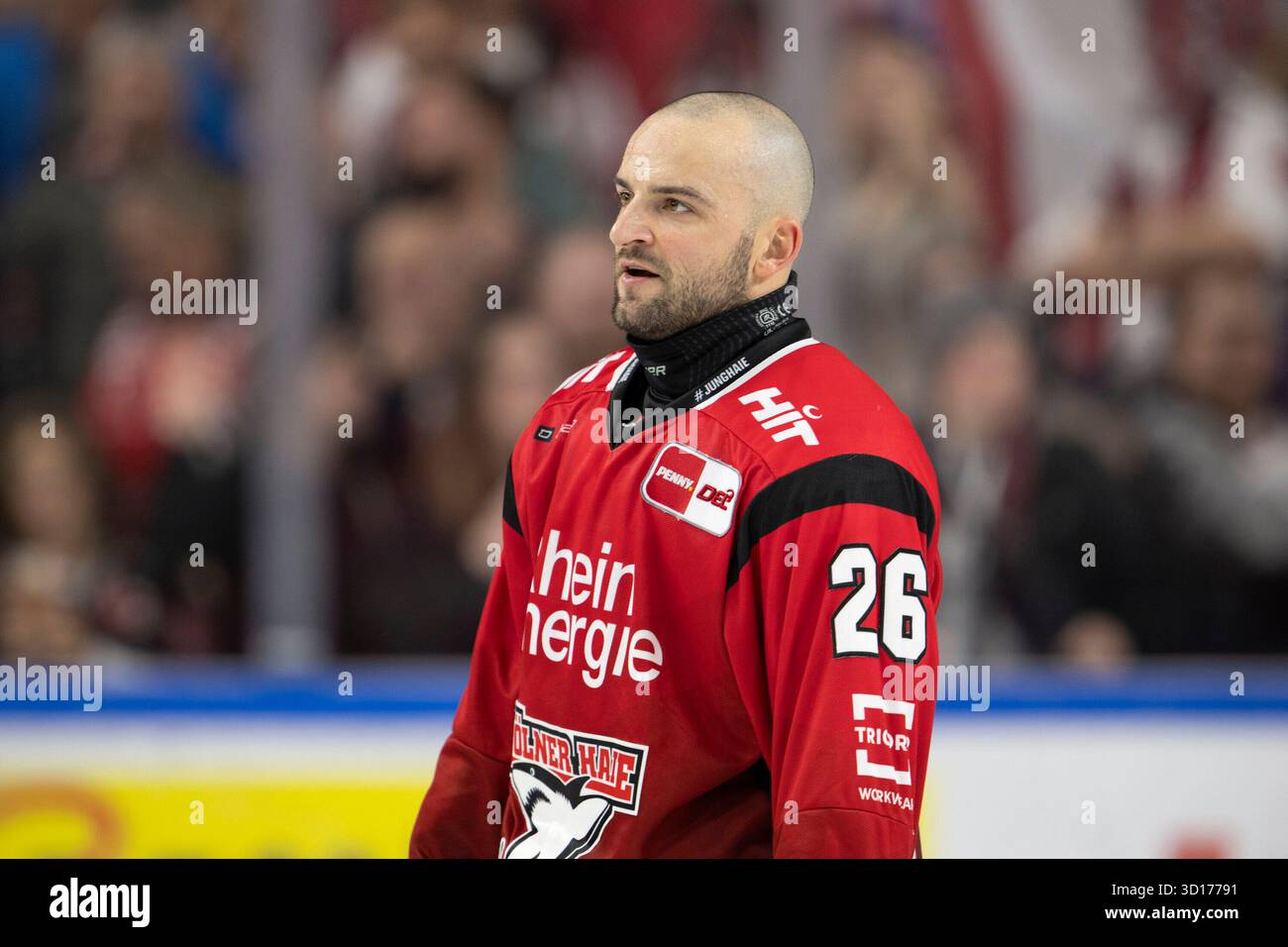 Dominik Uher (K?lner Haie, Sturm, #26); PENNY DEL 1; K?lner Haie - L ...