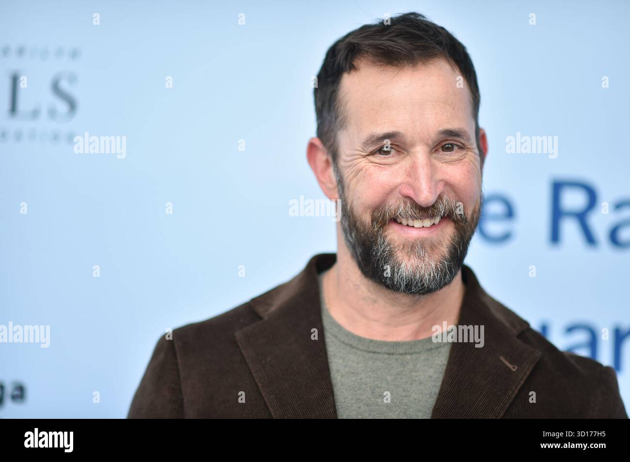 Noah Wyle arrives at the Rape Treatment Center and Stuart House annual ...