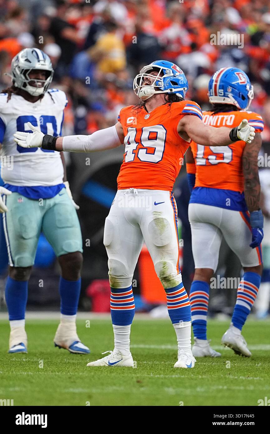 Denver Broncos linebacker Alex Singleton (49) celebrate a play against ...