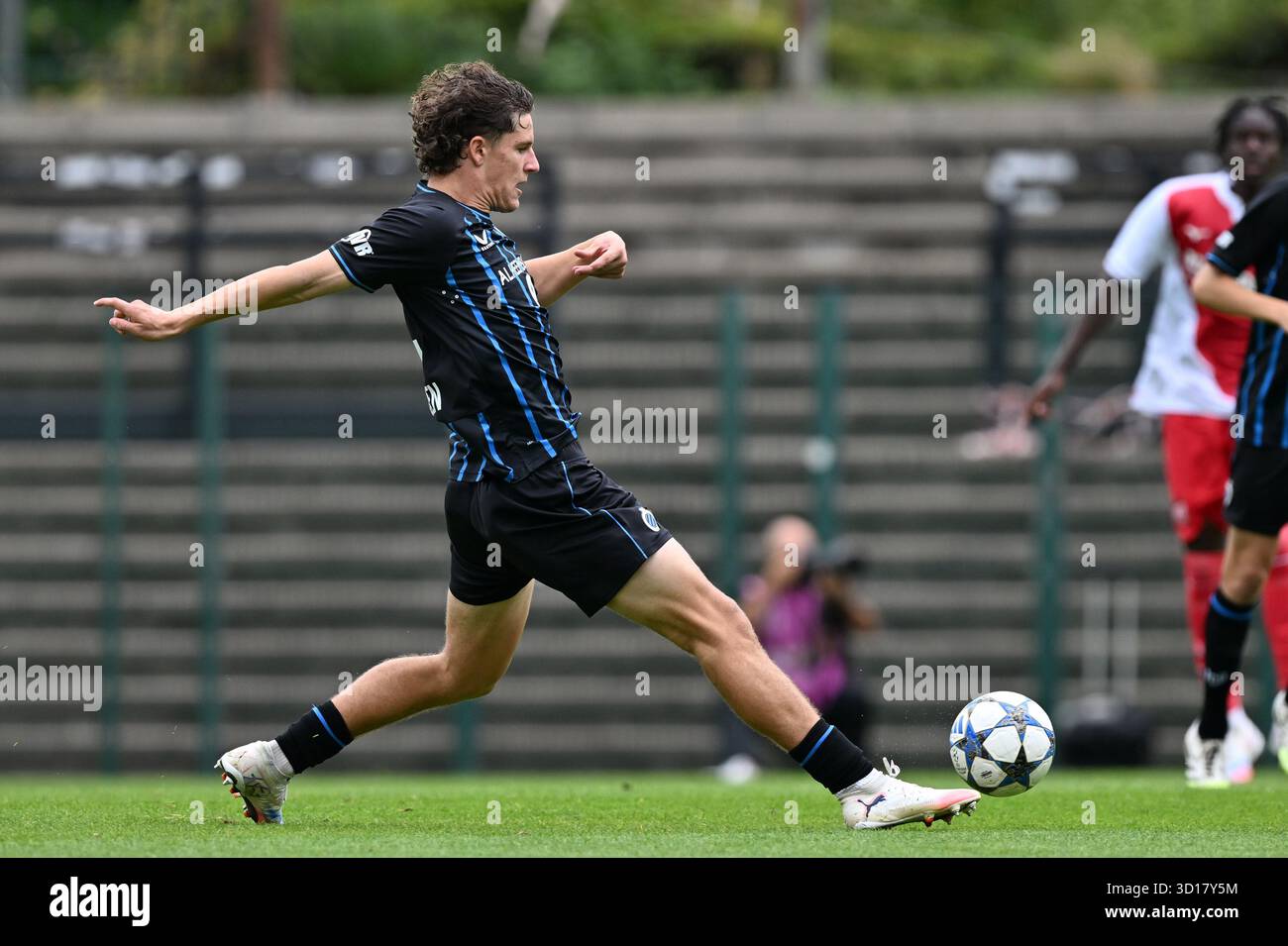 Wout Verlinden (93) of Club Brugge pictured during the Uefa Youth ...