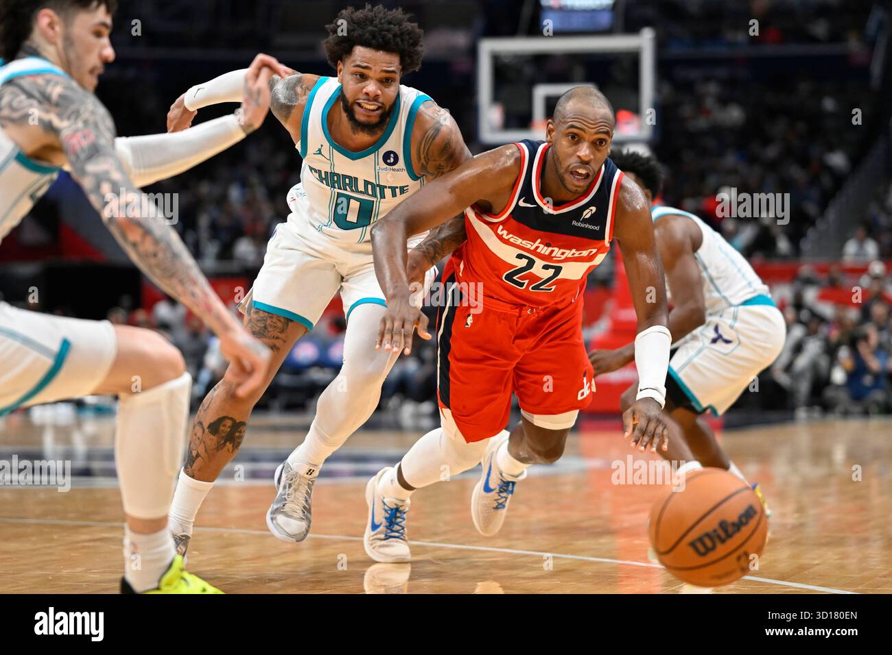 Charlotte Hornets forward Miles Bridges (0) and Washington Wizards ...