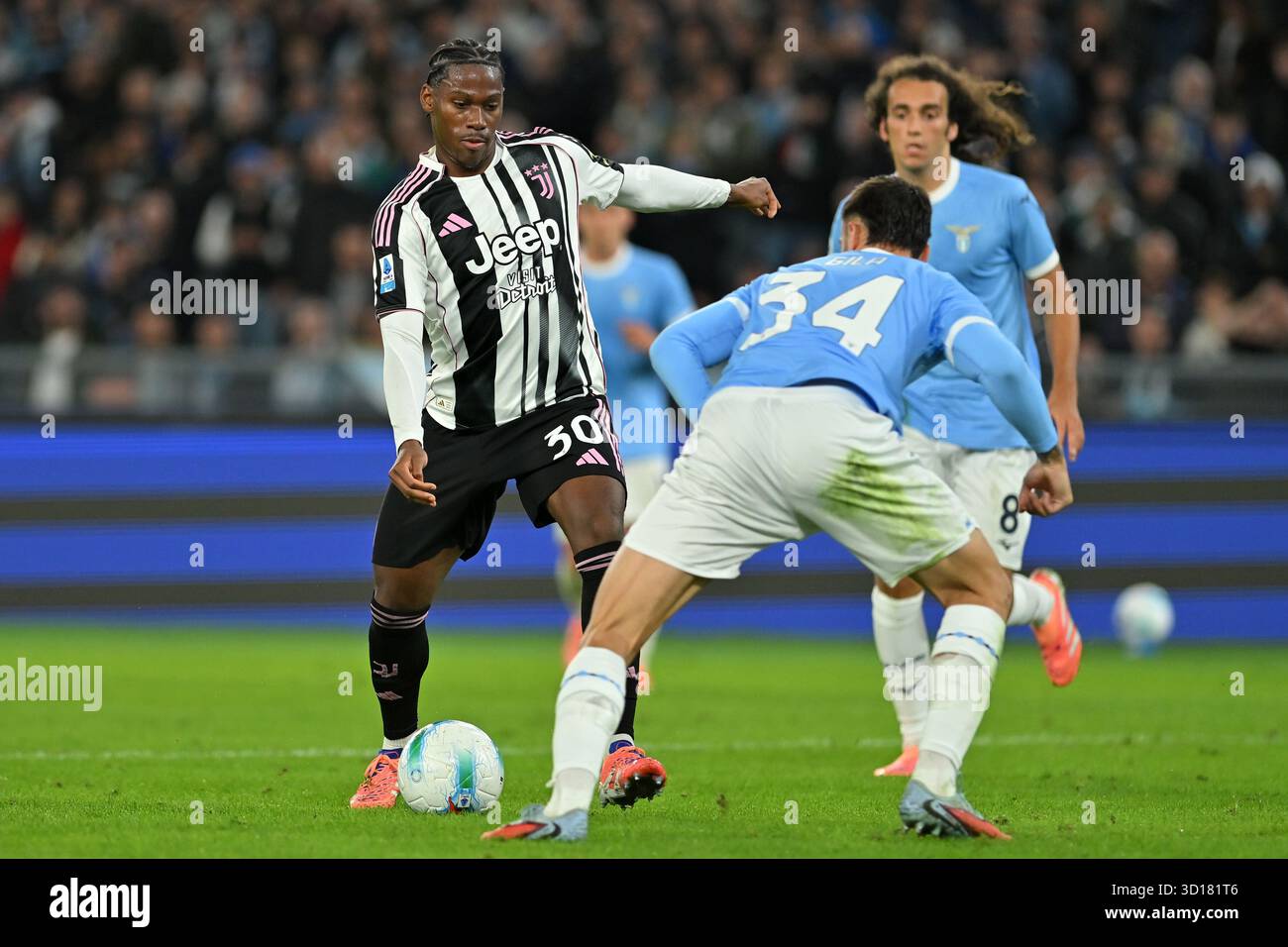 Magila bianconera hi-res stock photography and images - Alamy