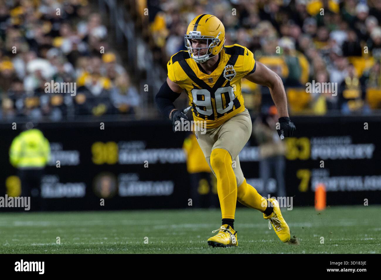 Pittsburgh Steelers linebacker T.J. Watt (90) defends during an NFL ...