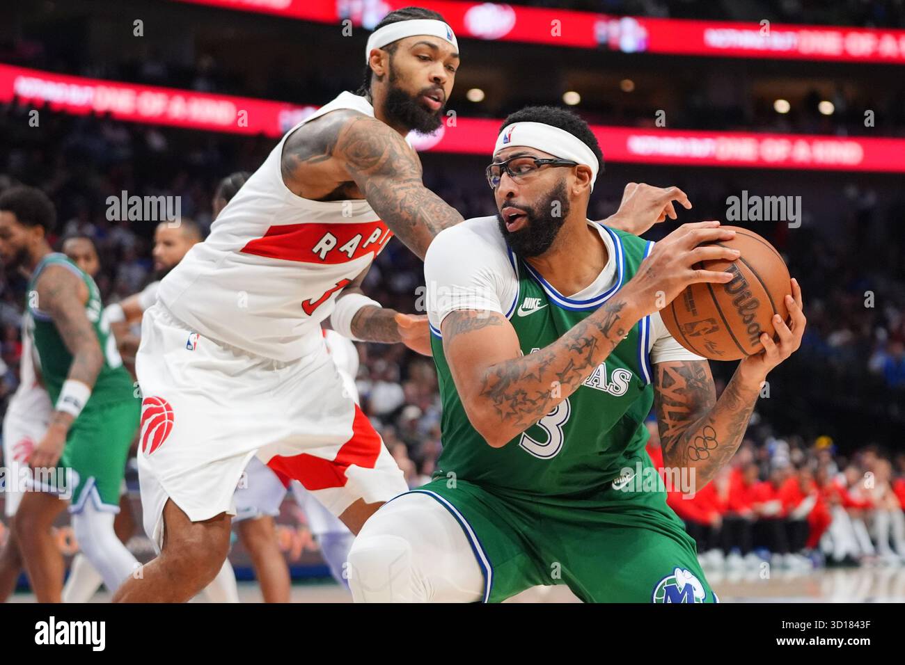 Dallas Mavericks forward Anthony Davis (3) looks to move the ball ...