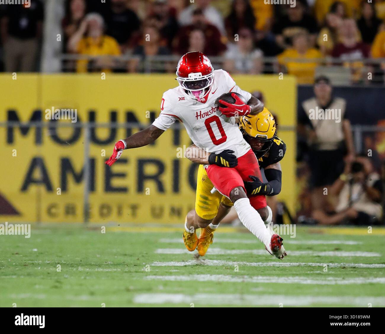 October 25, 2025: Houston Cougars wide receiver Amare Thomas (0) is ...
