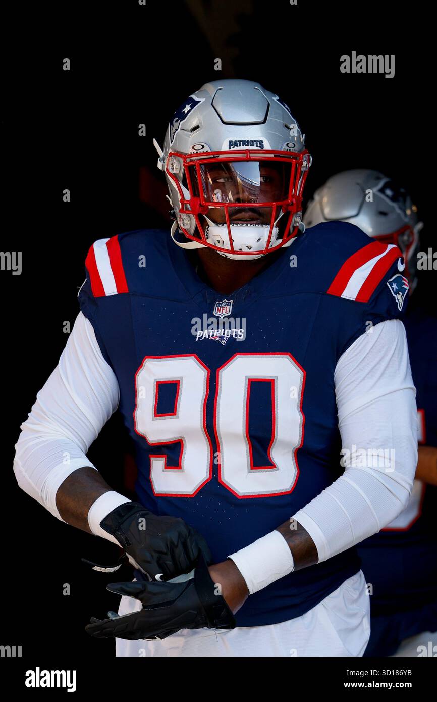 New England Patriots defensive tackle Christian Barmore (90) prepares ...