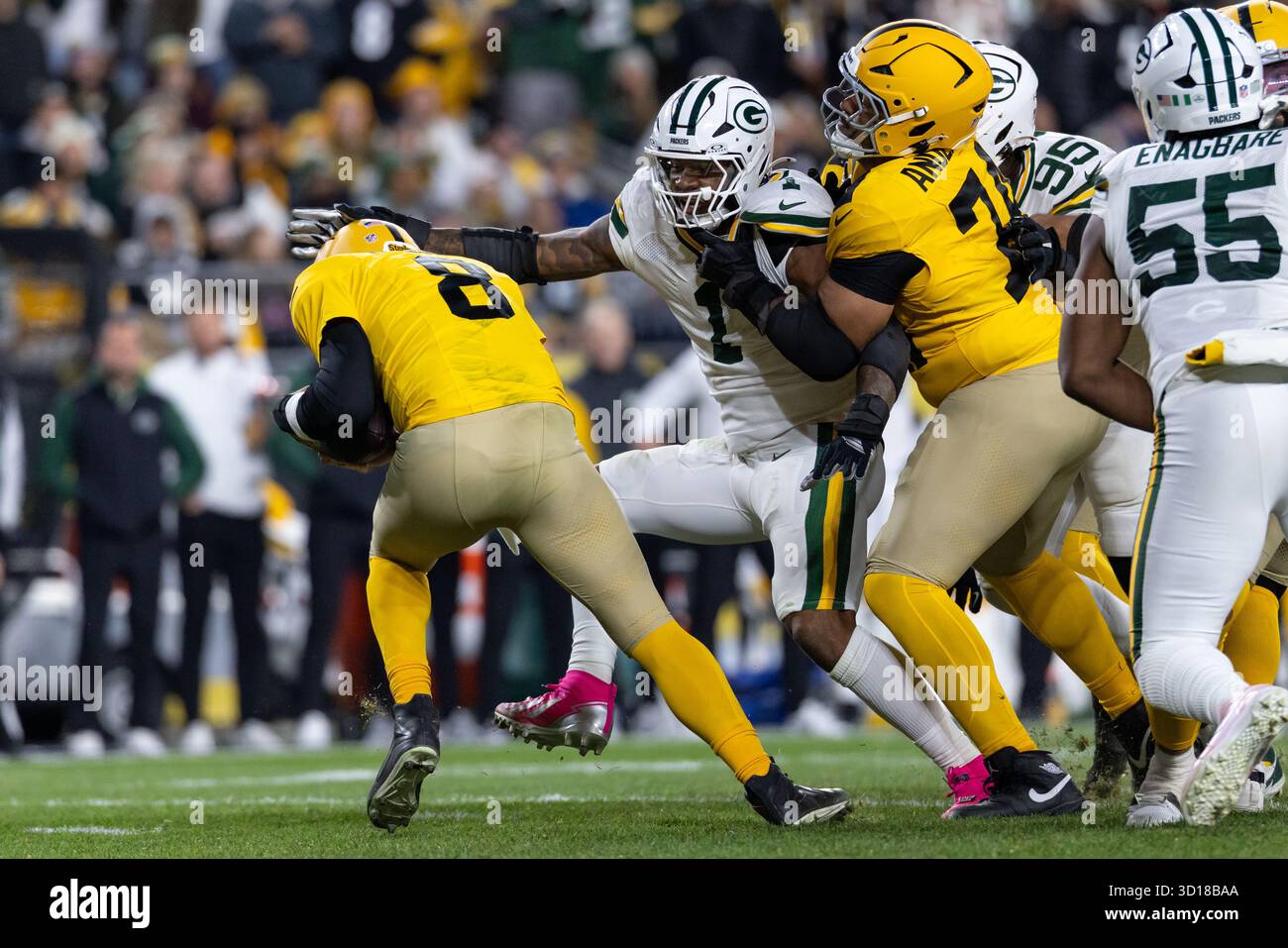 Green Bay Packers defensive end Micah Parsons (1) sacks Pittsburgh ...