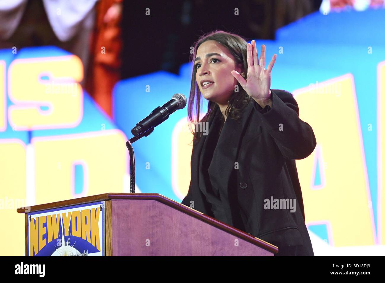 Alexandria Ocasio-Cortez speaks at an election rally for Mayoral ...