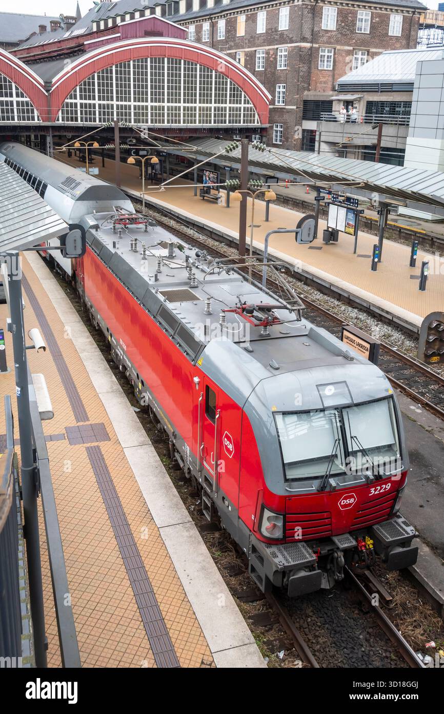 Danish State Railways Siemens Vectron Electric Locomotive at Copenhagen ...