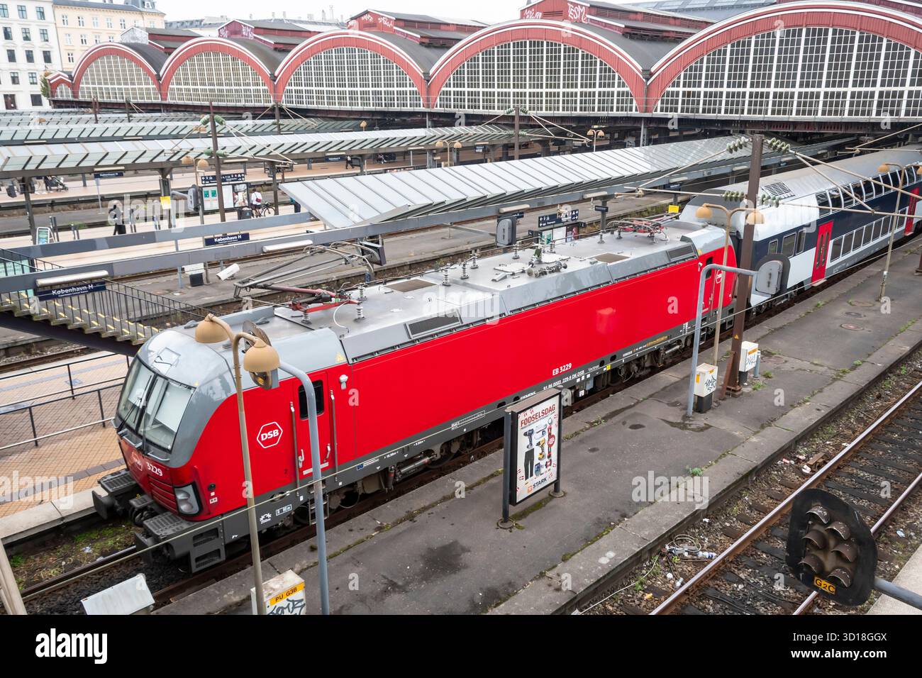 Danish State Railways Siemens Vectron Electric Locomotive at Copenhagen ...