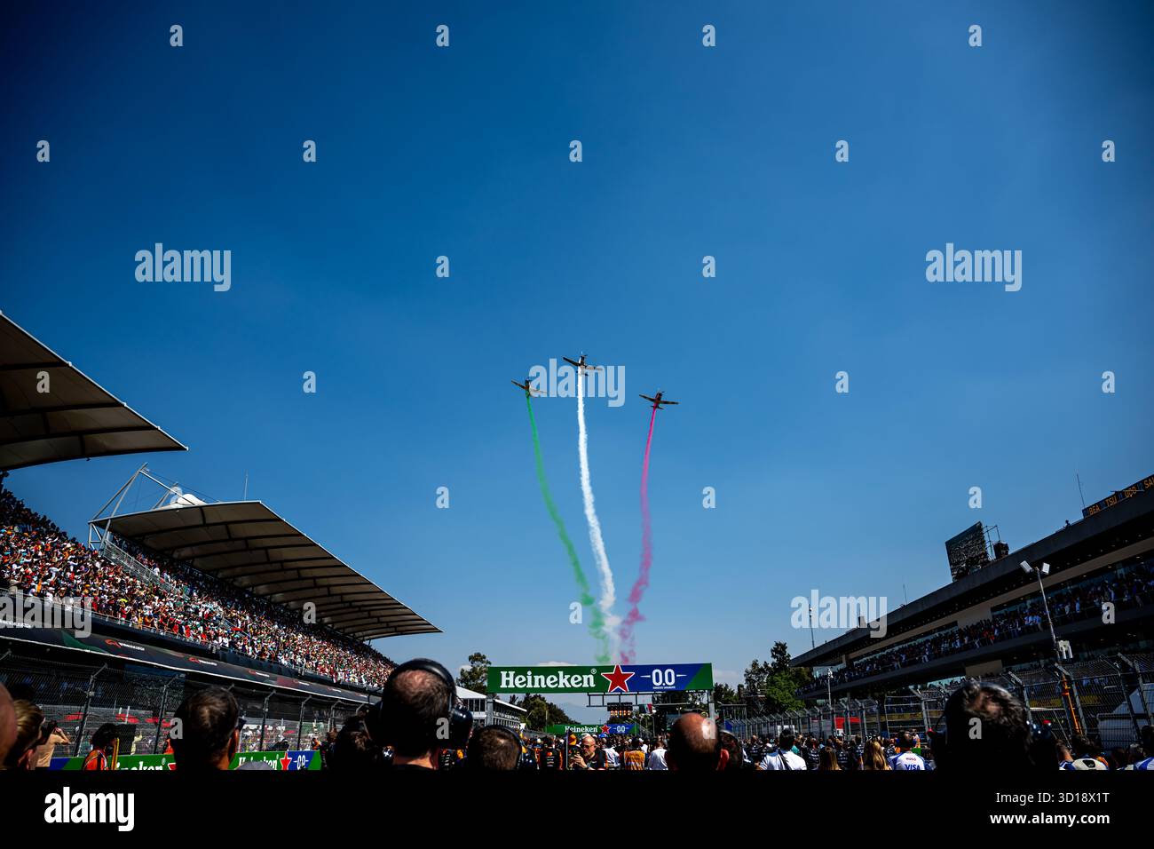 AUTODROMO HERMANOS RODRíGUEZ, MEXICO - OCTOBER 26: Mexico City Grand ...