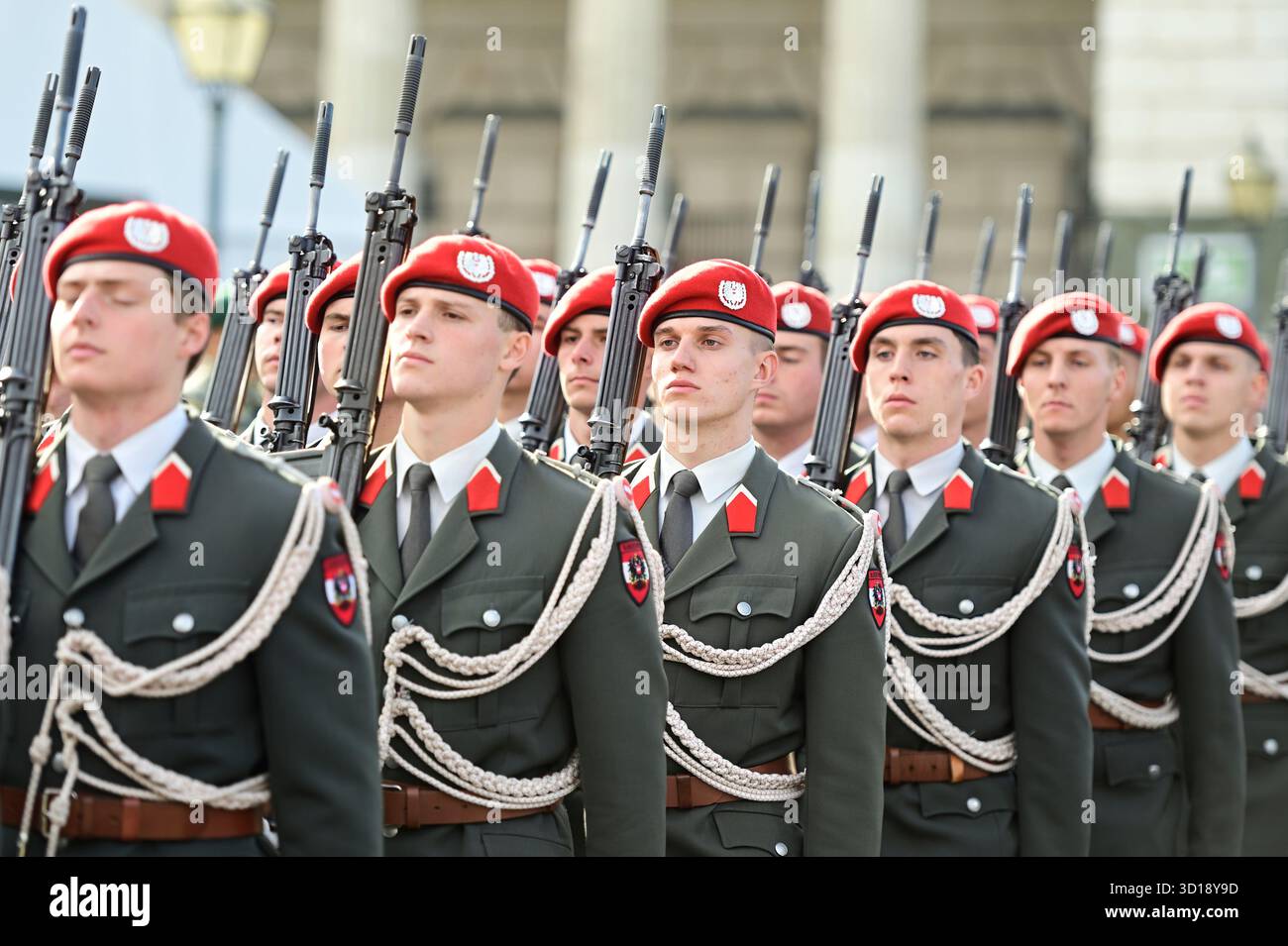 Vienna, Austria. October 25, 2025. The Guard of the Austrian Armed ...