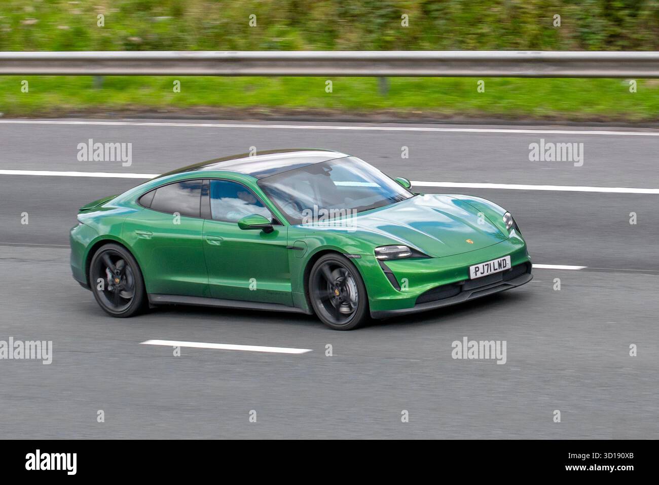 Porsche Taycan 4S Sport Turismo, 571PS Performance Overboost 93.4Kwh ...