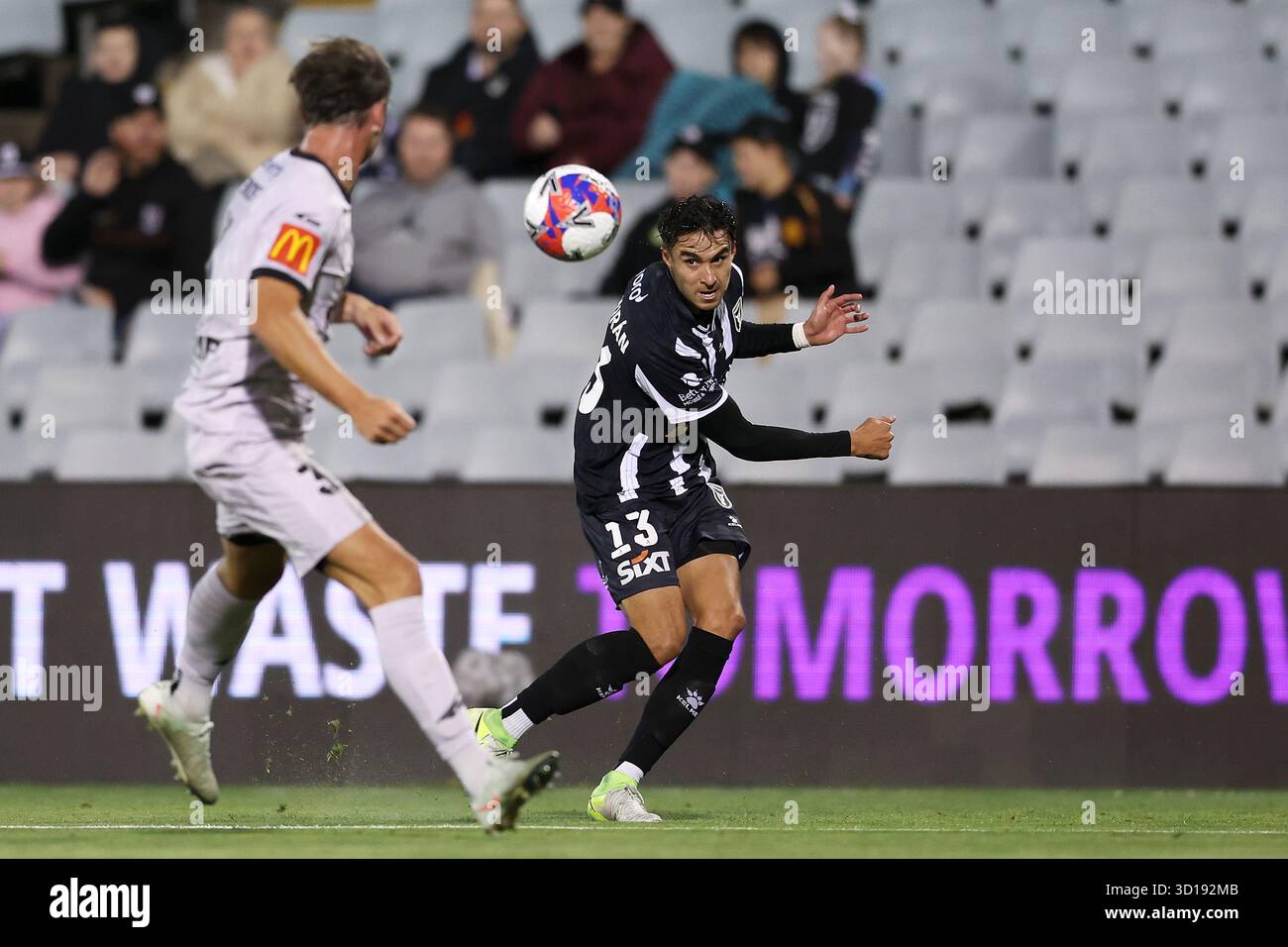 Rafael Durán of the Bulls crosses a pass during the A-League Round 2 ...