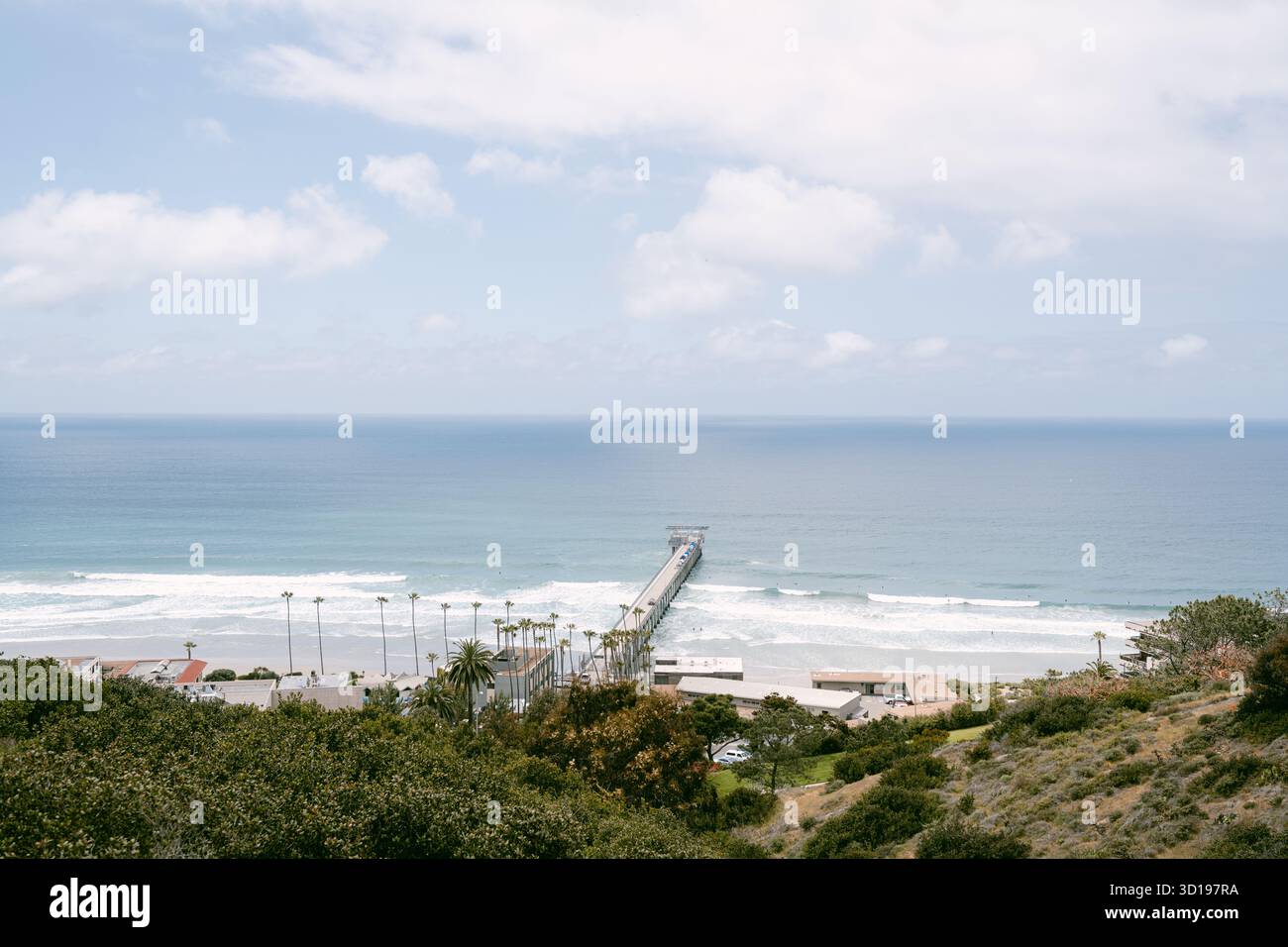Ucsd pier hi-res stock photography and images - Alamy