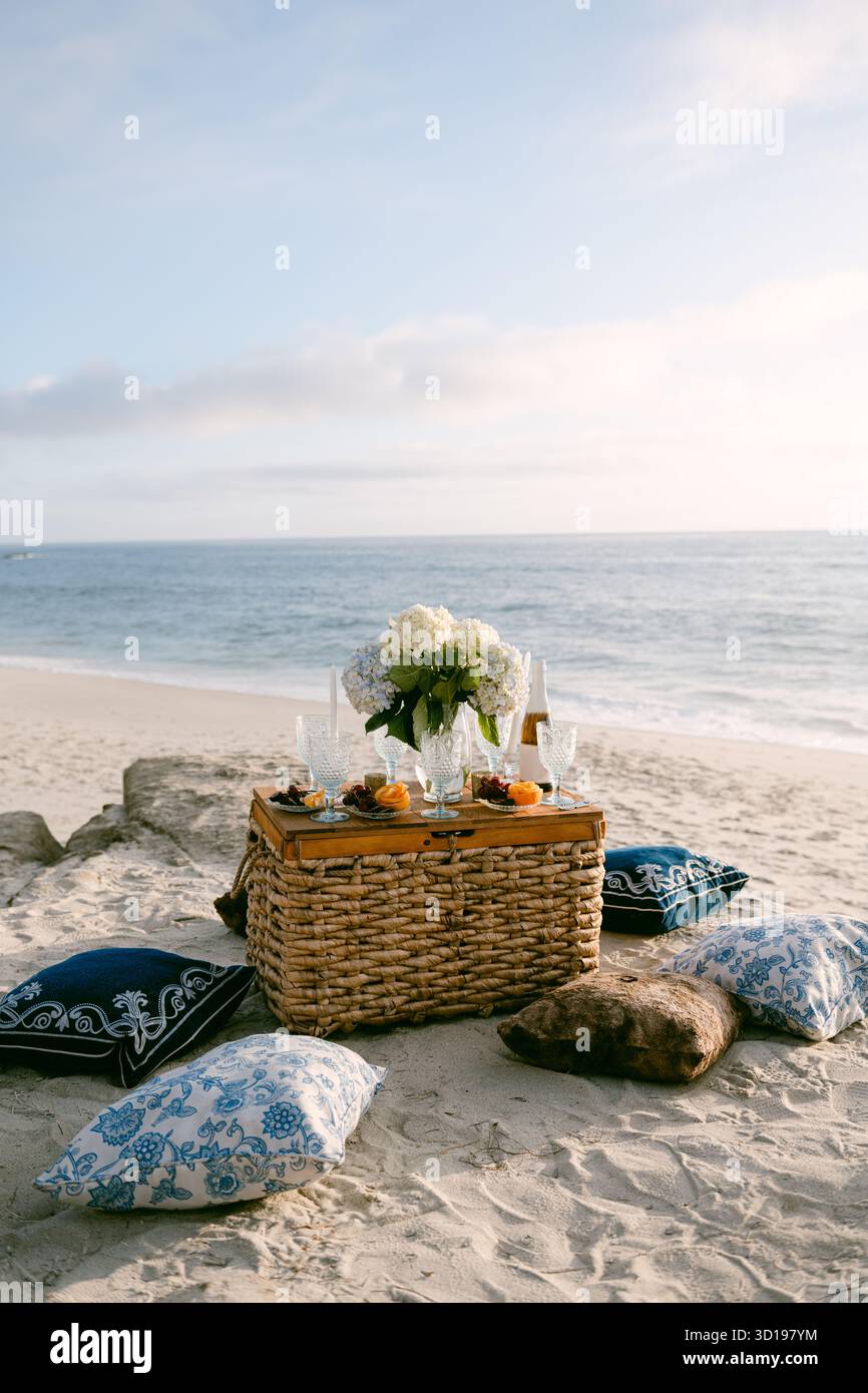 Stylish picnic set up at La Jolla beach Stock Photo - Alamy