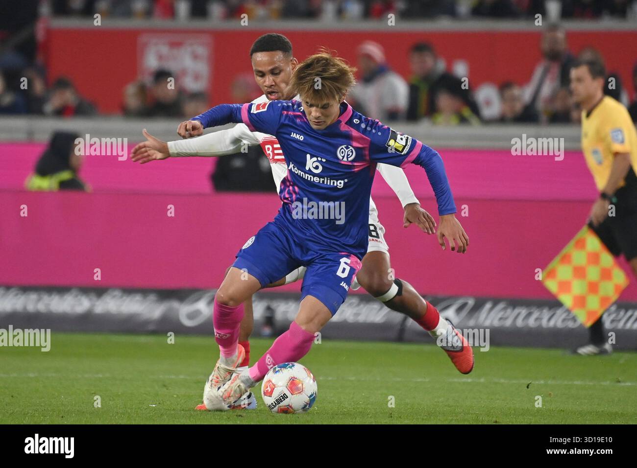 NO SALES IN JAPAN! Kaishu SANO (1.FSV Mainz 05), action, duels versus ...