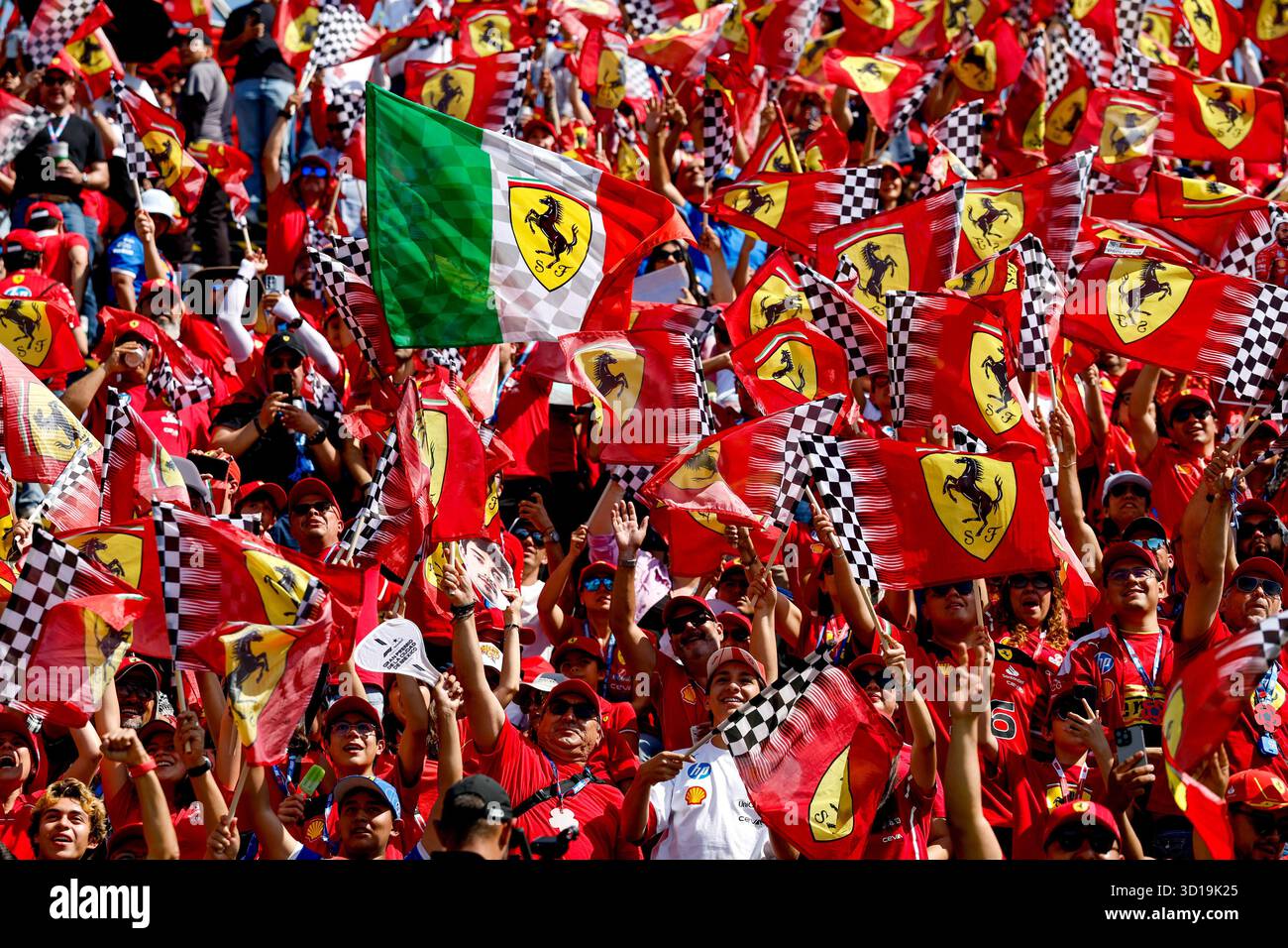 Gp mexico f1 flags hi-res stock photography and images - Alamy