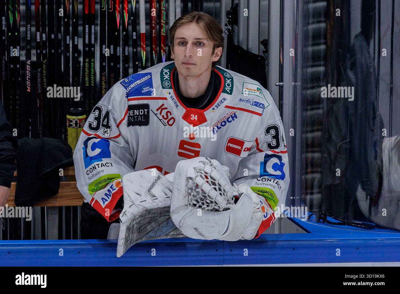 Christopher Strasen (Fischtown Pinguins Bremerhaven #34), Freisteller ...