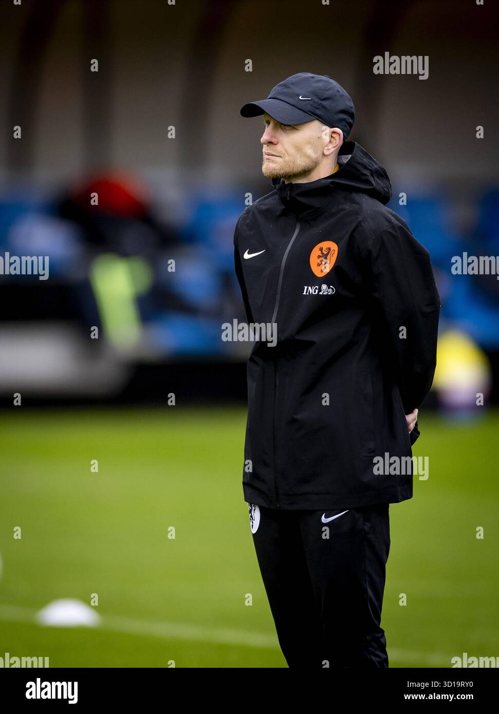 ZEIST - National coach Arjan Veurink during a training session. The ...