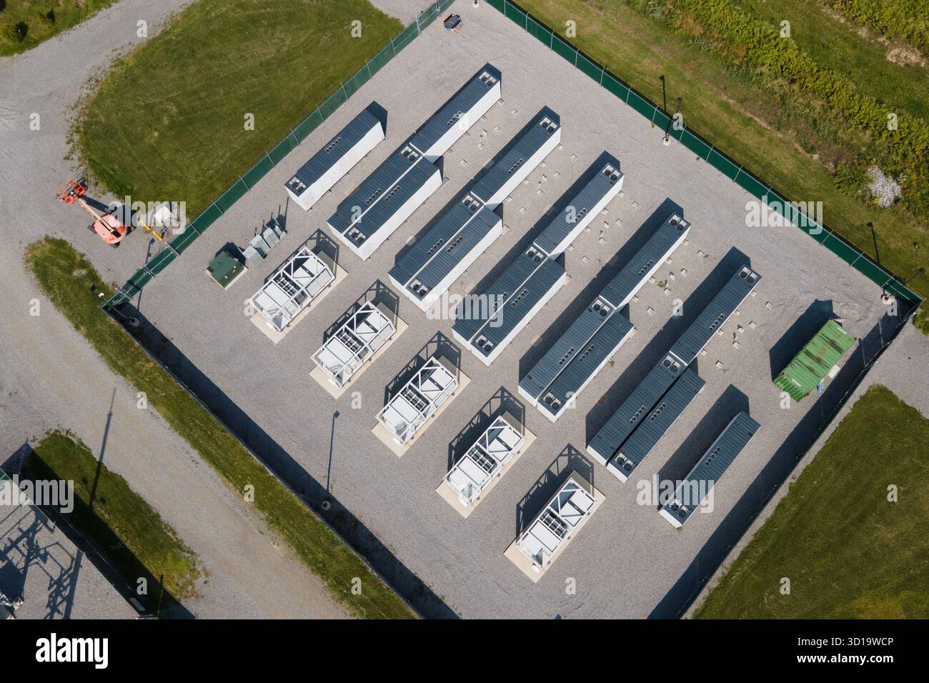 A large lithium battery energy storage system operated by Key Capture ...