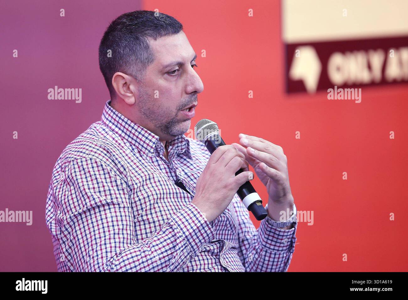 Frankfurt/Main, Hessen, Deutschland, 17.10.2025: Messe: Frankfurter Buchmesse 2025: Mahmoud Muna ...