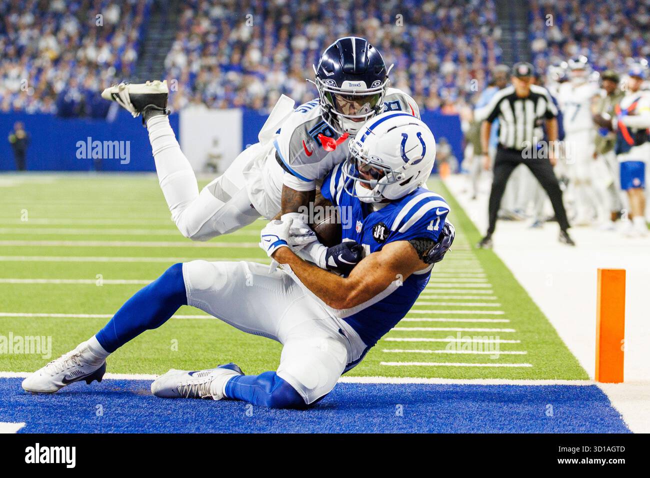 Jalyn armour davis titans hi-res stock photography and images - Alamy