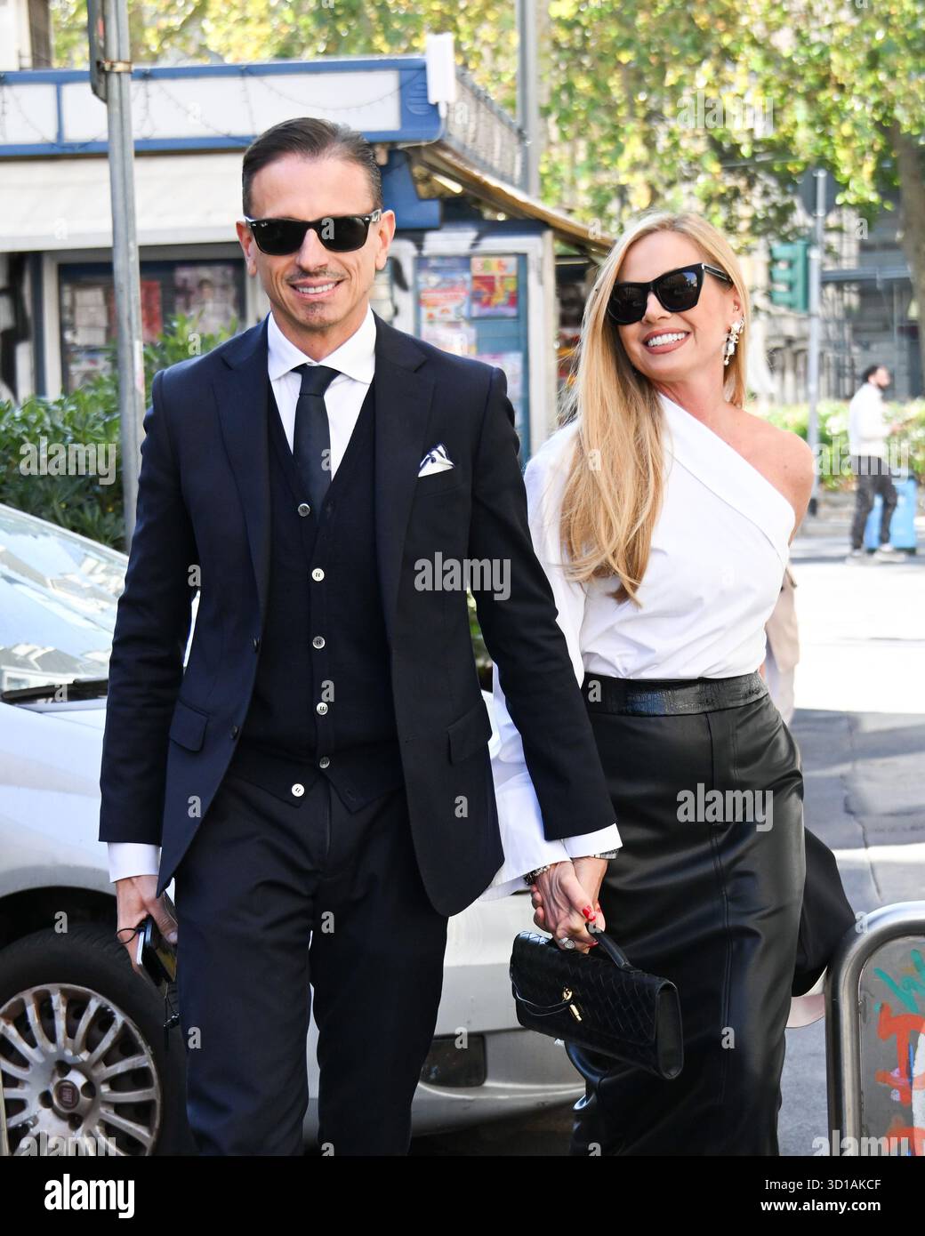Milan, Federica Panicucci's birthday. The host and her partner Marco ...
