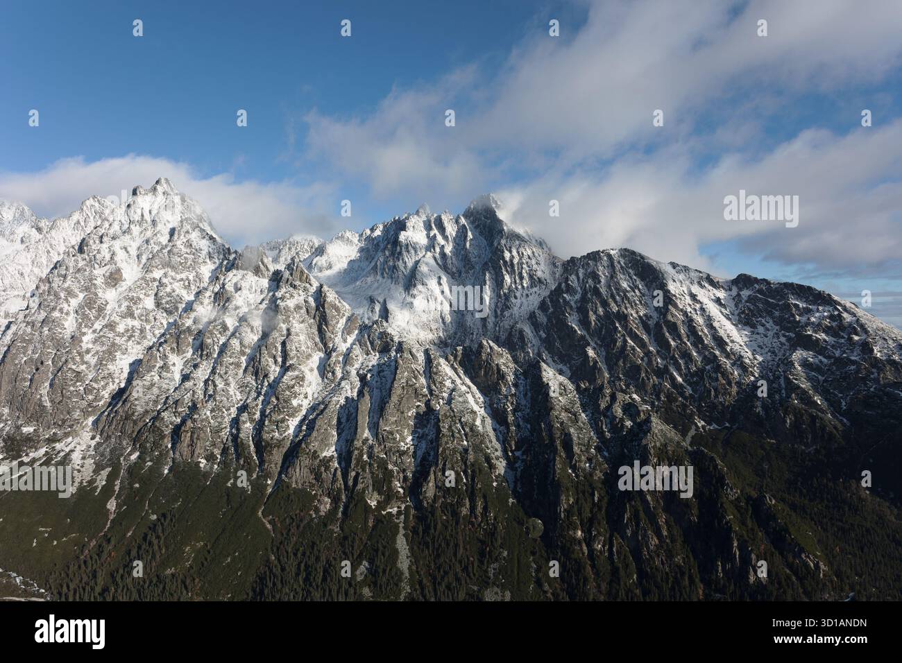 Velka Studena dolina, View from Strbavy hreben, Prostredny hrot ...