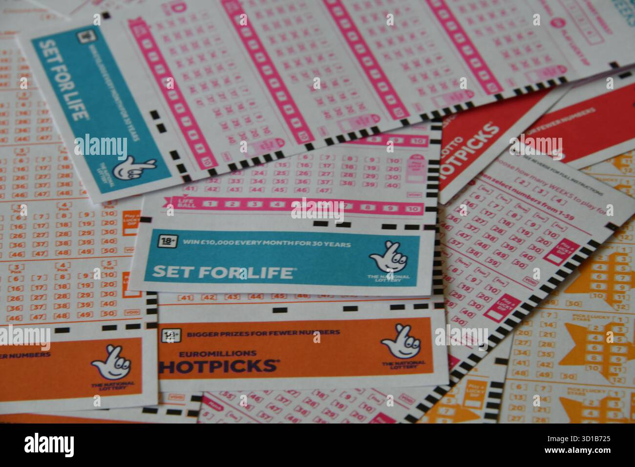 Uk national lottery camelot hi-res stock photography and images - Alamy