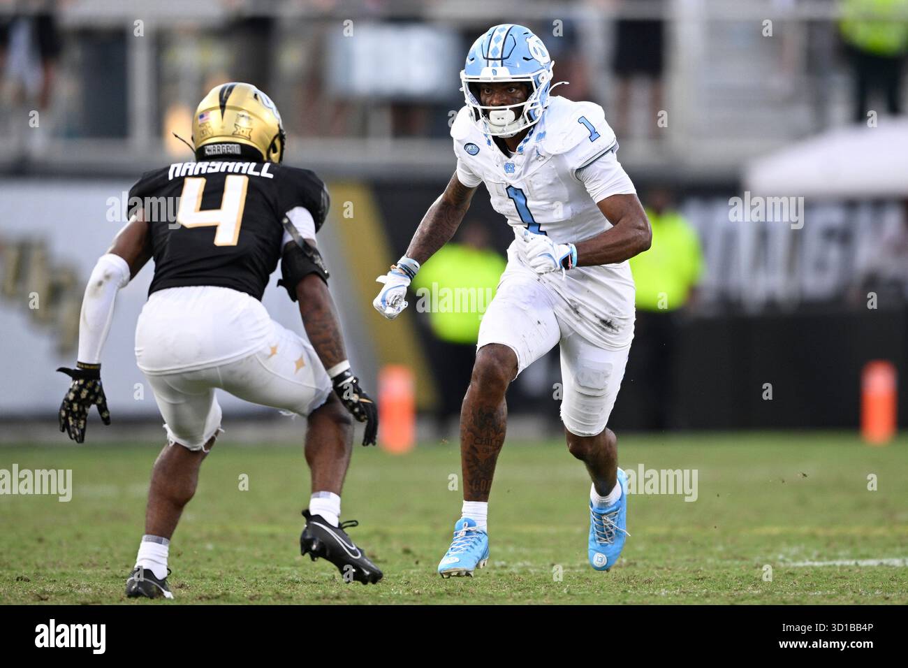 North Carolina wide receiver Jordan Shipp (1) runs in front of Central ...