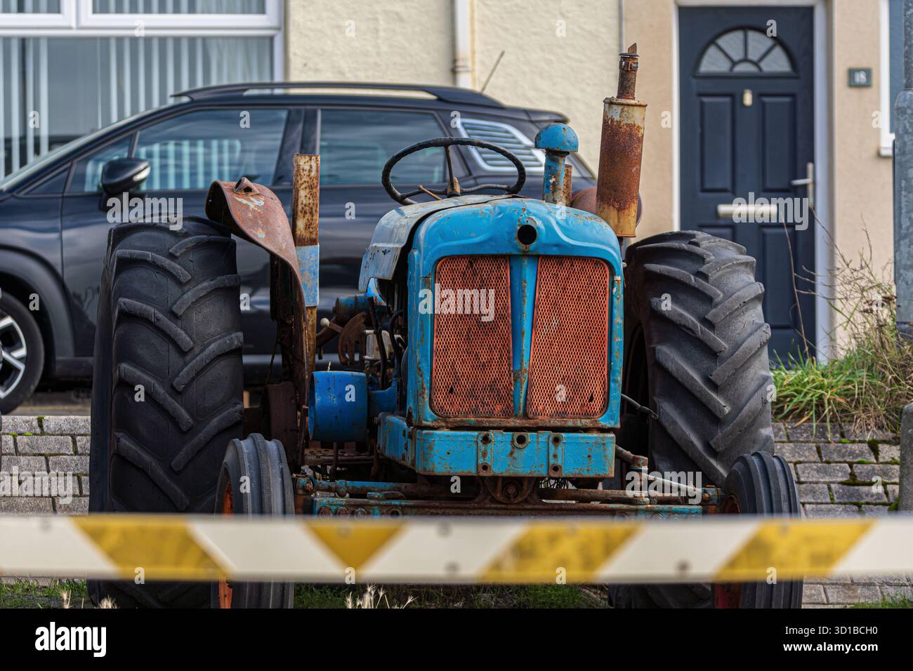 Tractor and barrier hi-res stock photography and images - Alamy