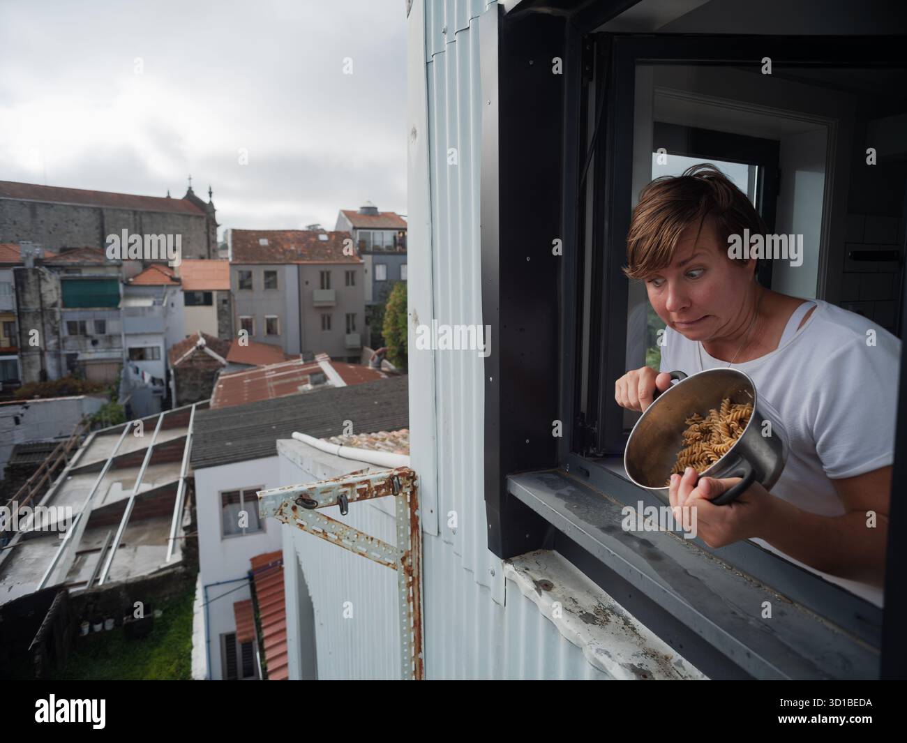 Woman throwing old spoiled hi-res stock photography and images - Alamy