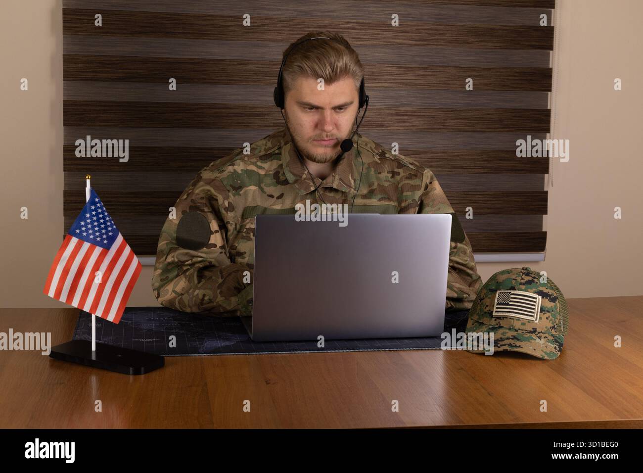 Soldier man typing on hi-res stock photography and images - Alamy