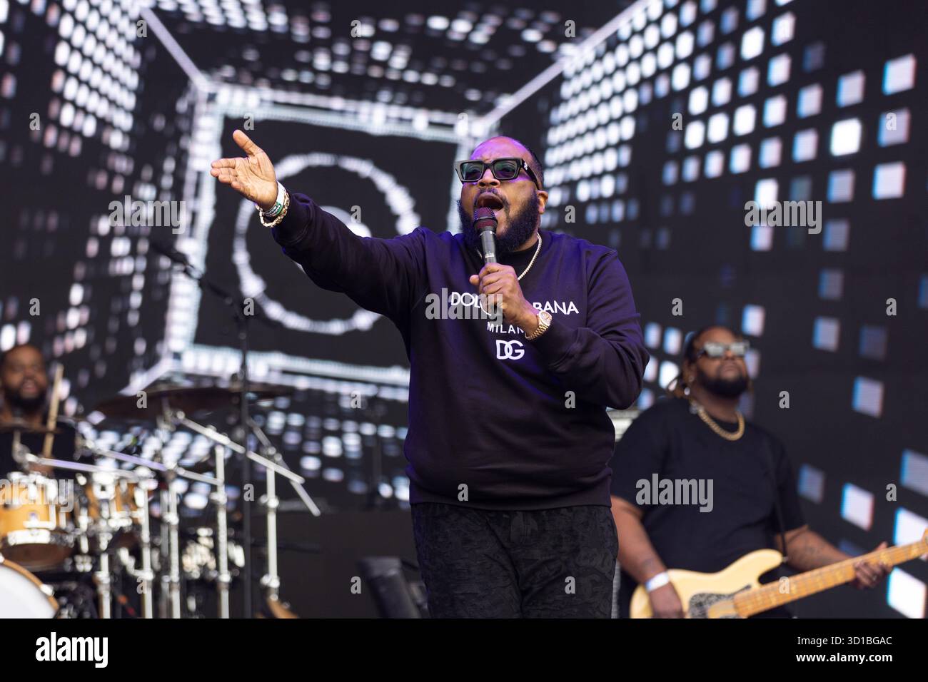 Marvin Sapp performs during the One Musicfest held in Piedmont Park in ...