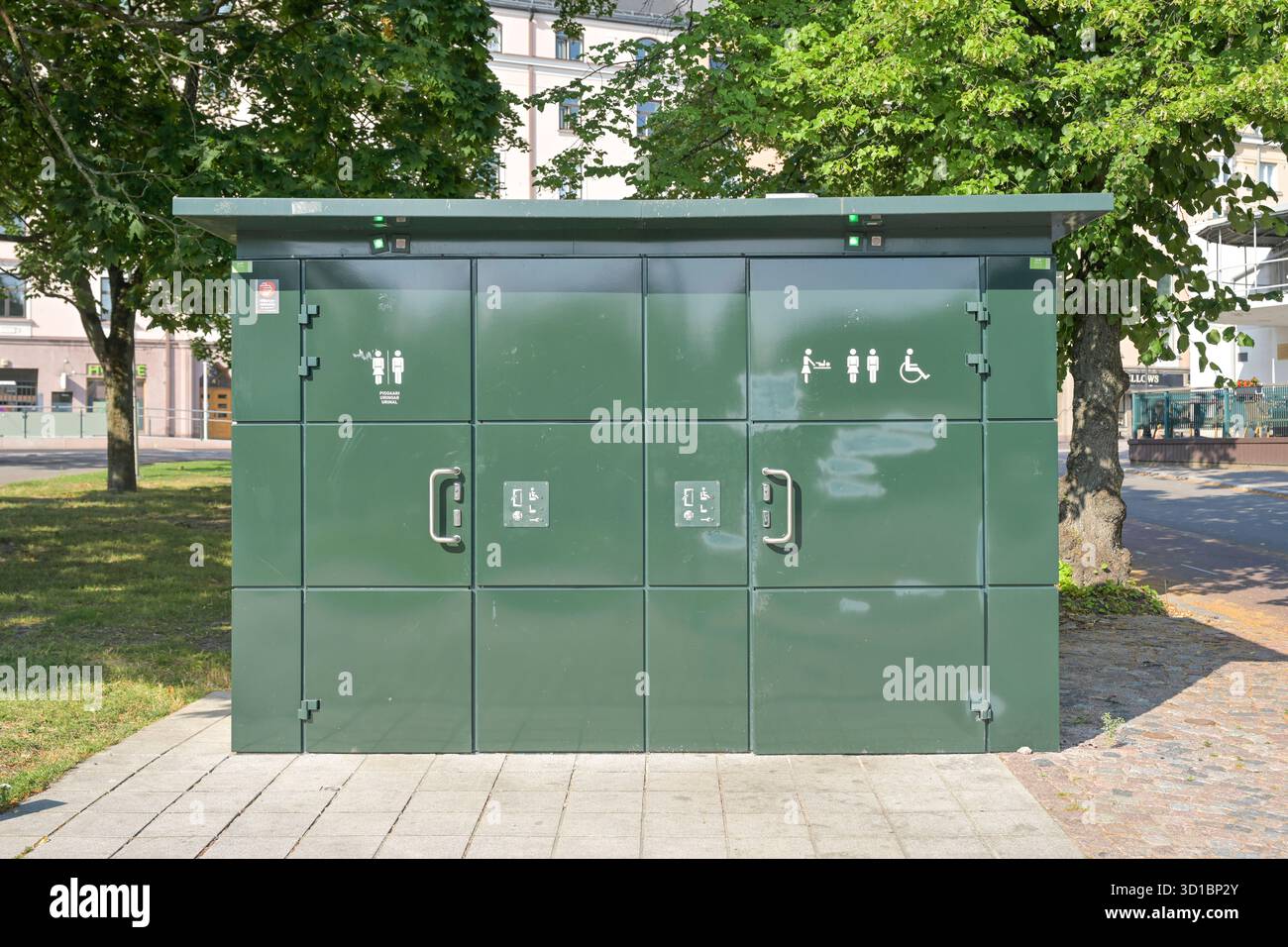 Öffentliche Toilette, Helsinki, Finnland *** Public toilet, Helsinki ...