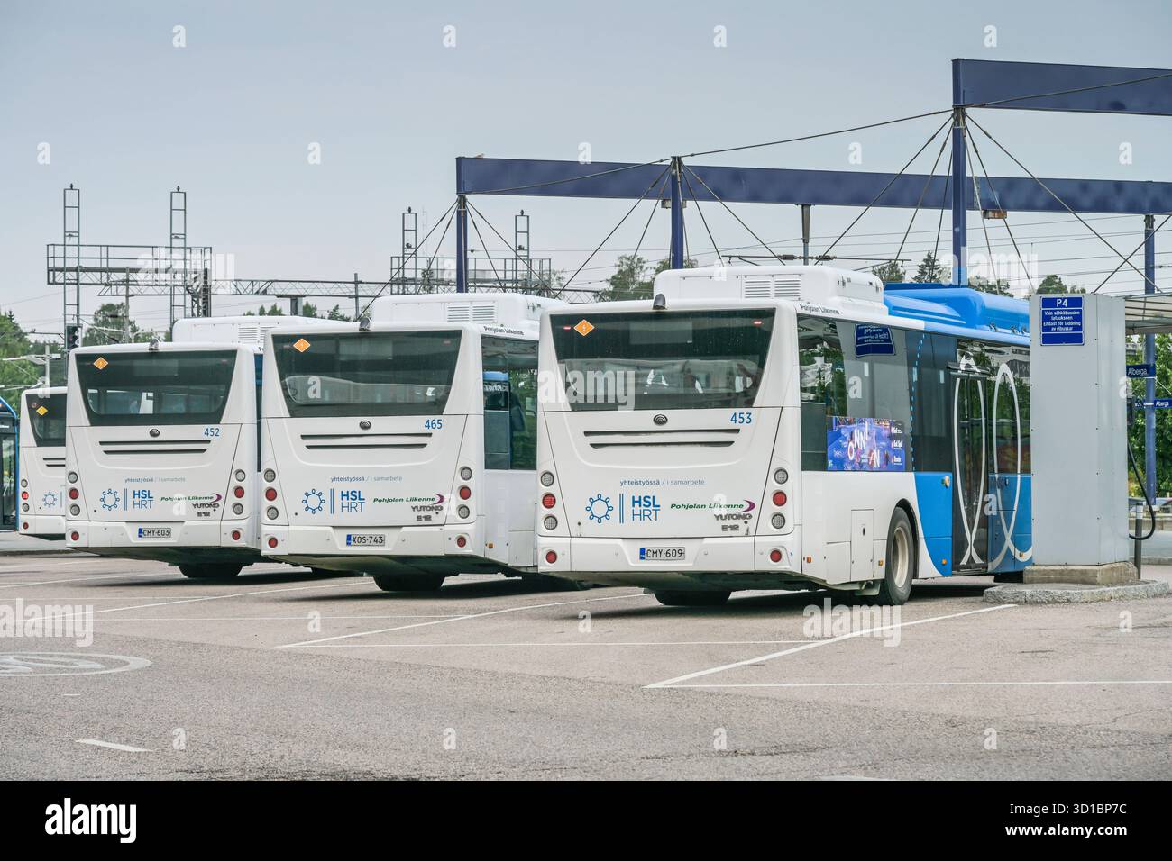 Elektrobusse HSL, Helsinki, Finnland *** HSL electric buses, Helsinki ...