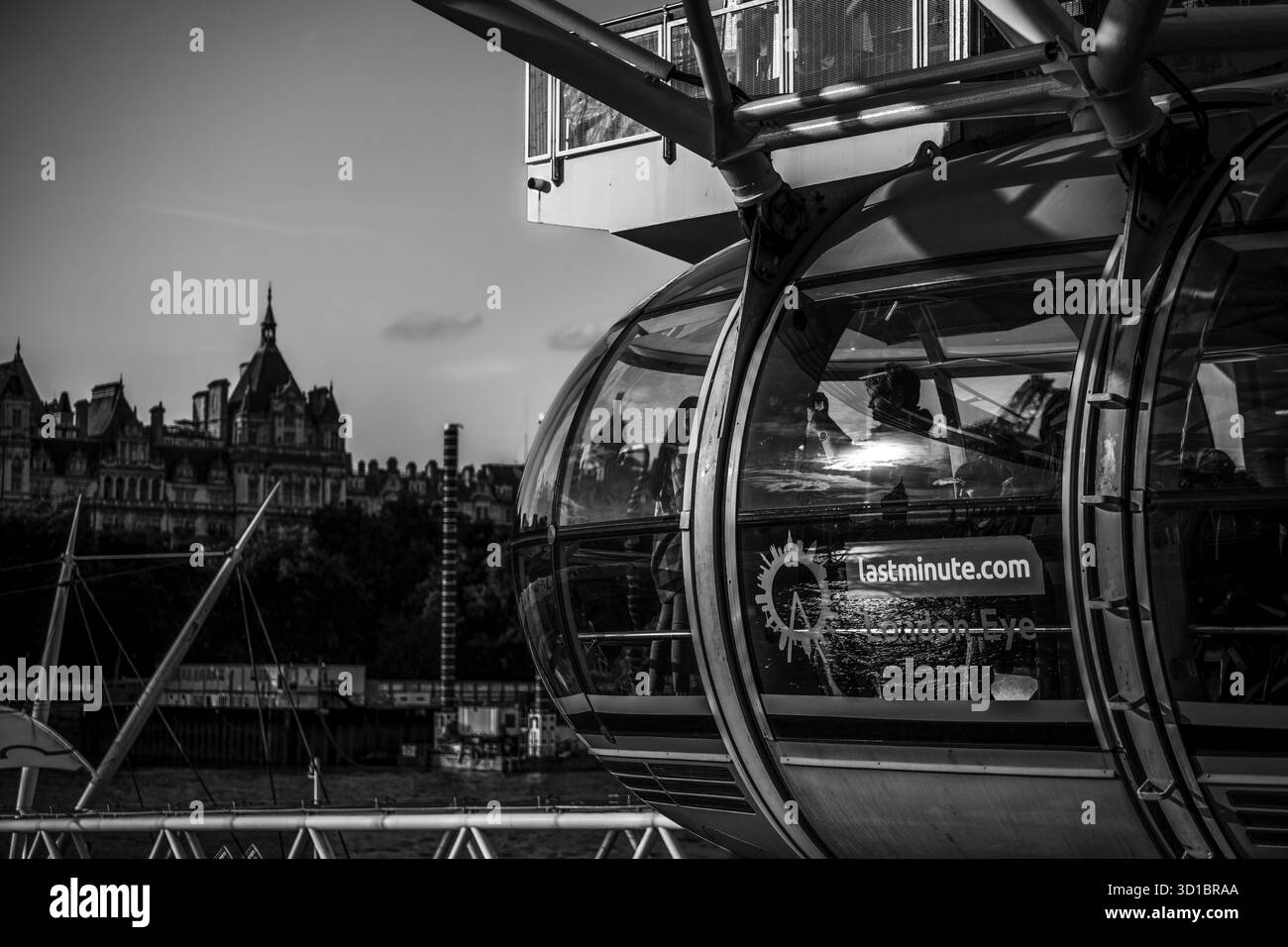 London, UK - October 17, 2022 - Image showcasing the iconic London Eye ...