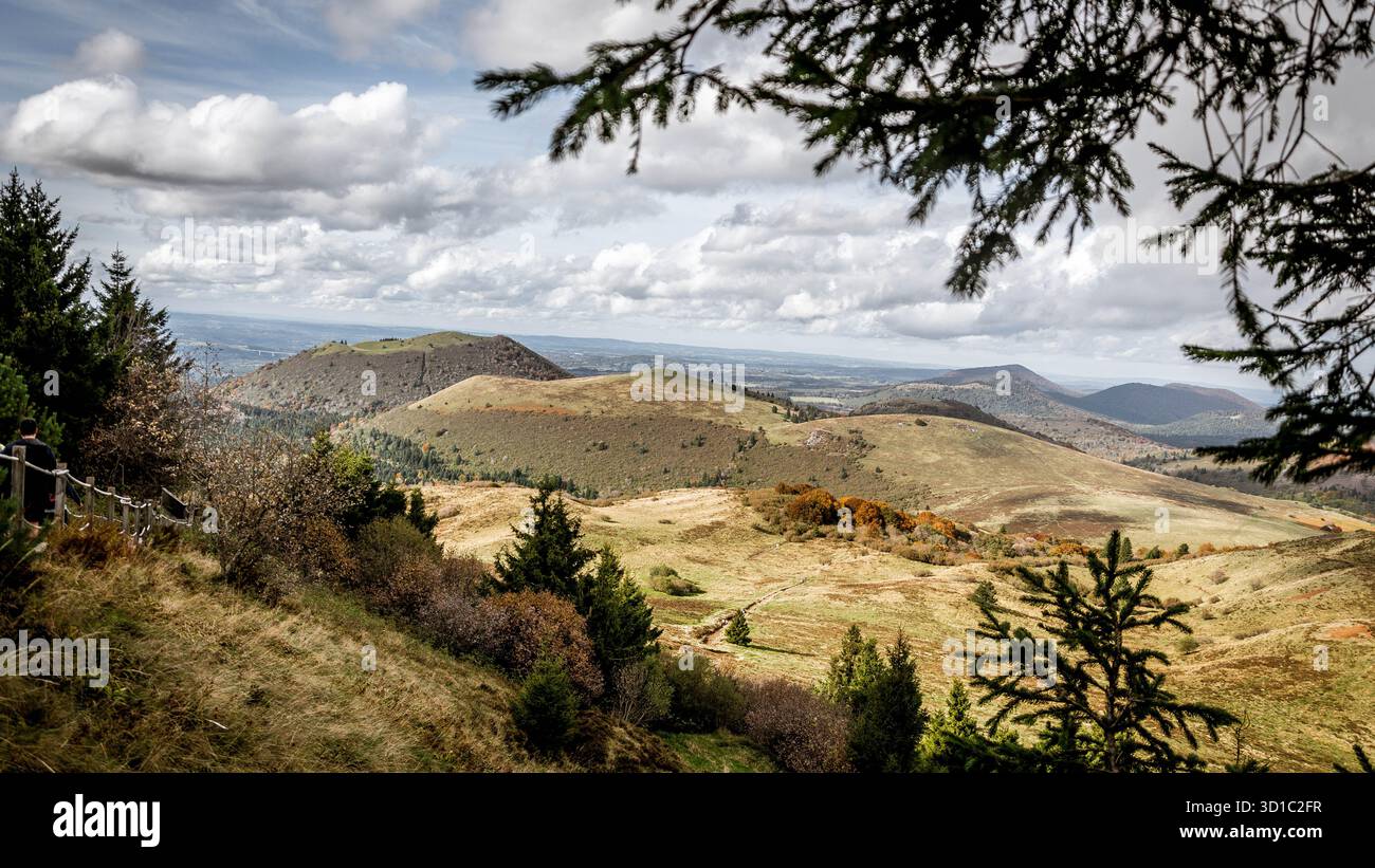 French volcanoes chaine des puys in autumn Stock Photo - Alamy