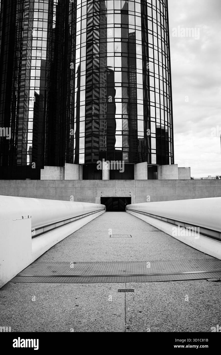 Elegant modernism Black and White Stock Photos & Images - Alamy