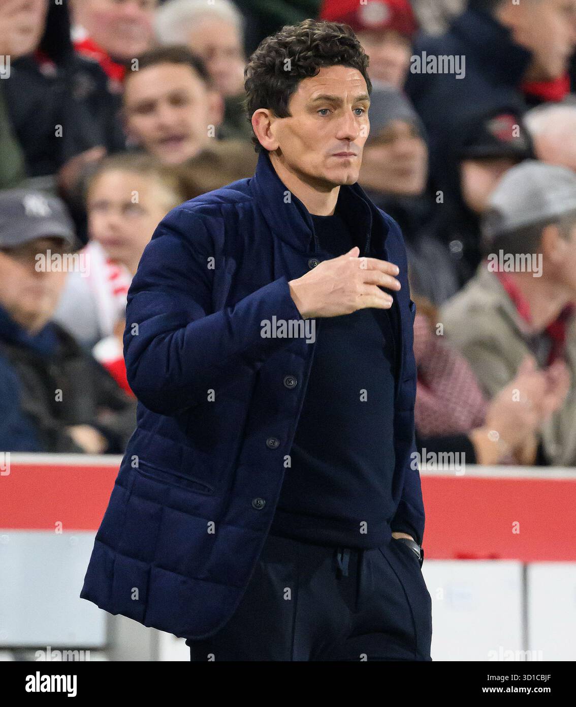 Keith andrews brentford liverpool hi-res stock photography and images ...