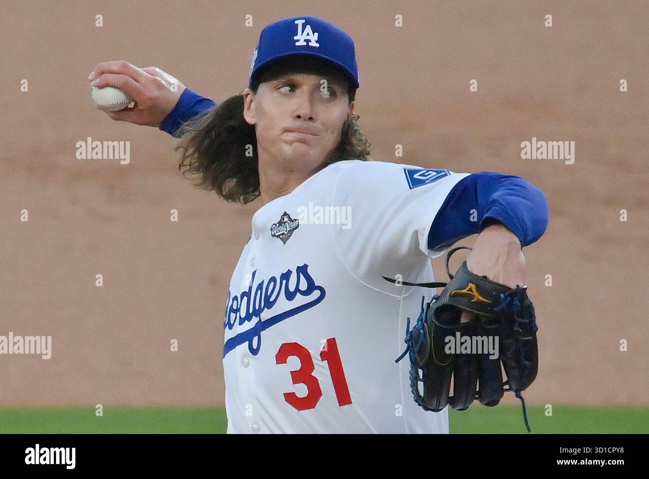 Los Angeles Dodgers starting pitcher Tyler Glasnow (31) throws in the ...