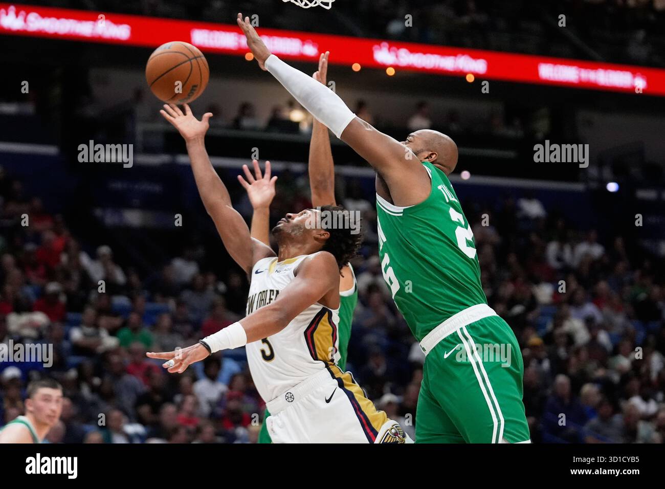 New Orleans Pelicans guard Jordan Poole (3) goes to the basket against ...