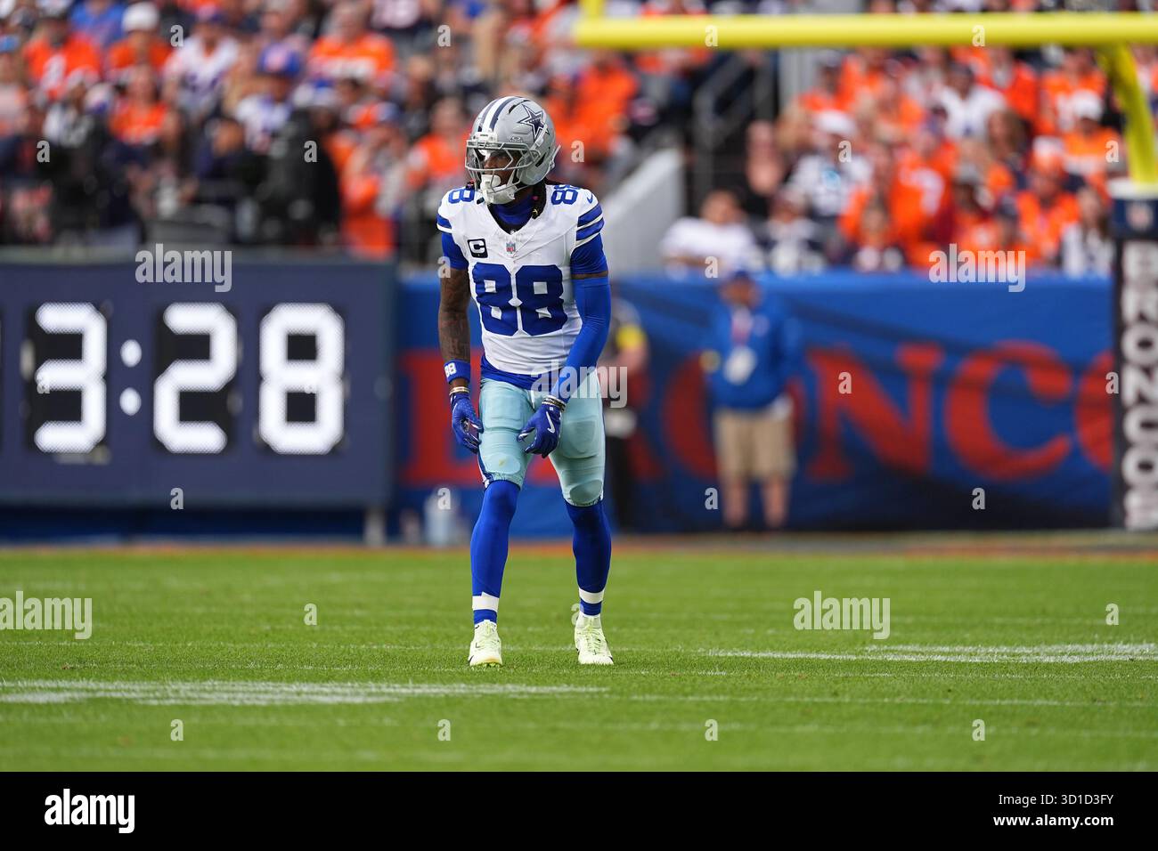 Dallas Cowboys wide receiver CeeDee Lamb (88) in the first half of an ...