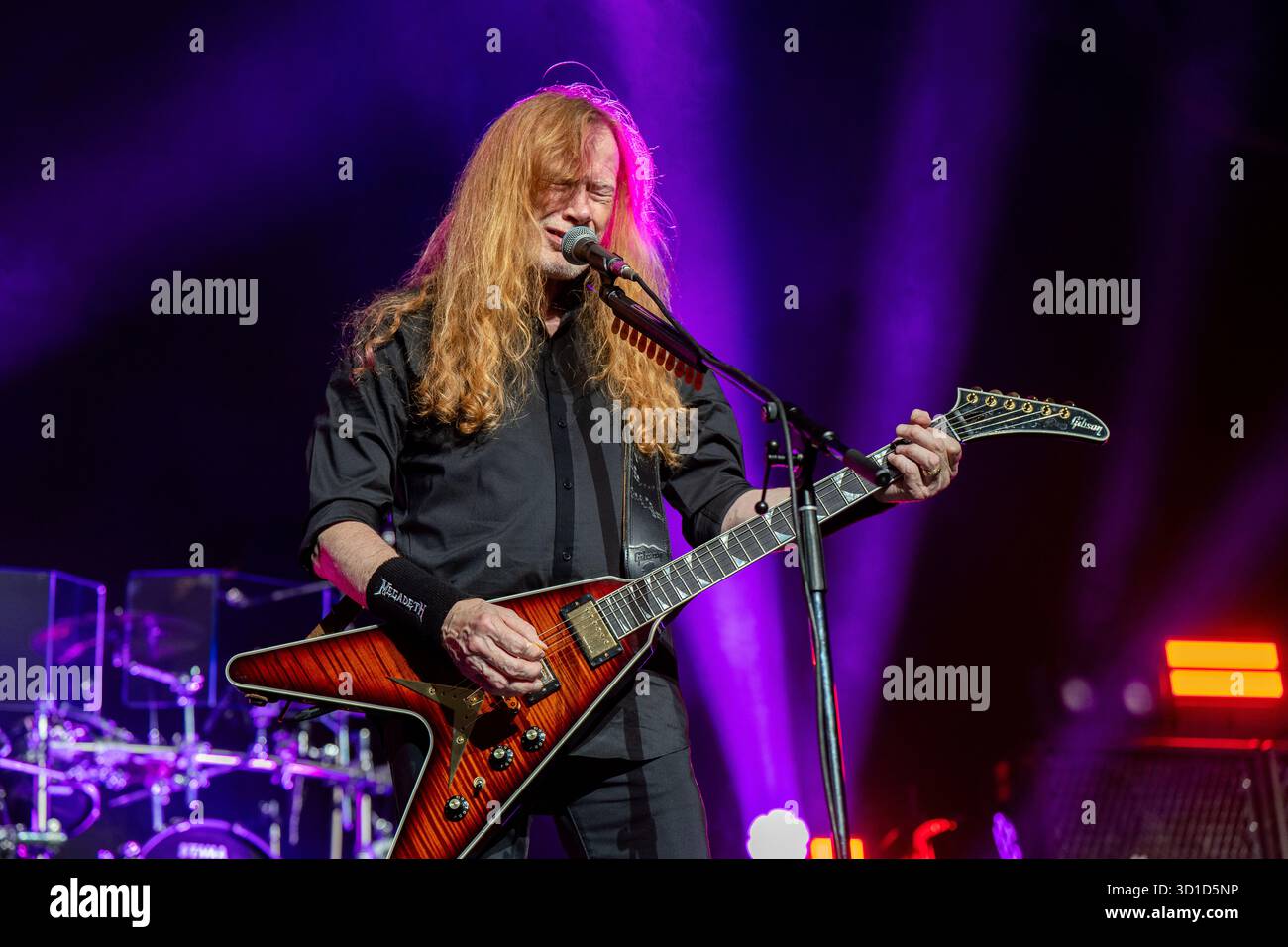 Dave Mustaine of Megadeth seen performing live on stage. Megadeth ...