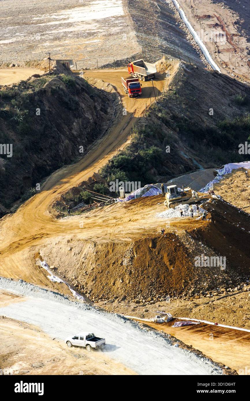 Workers mine rare earth resources in Mojiang Hani Autonomous County ...