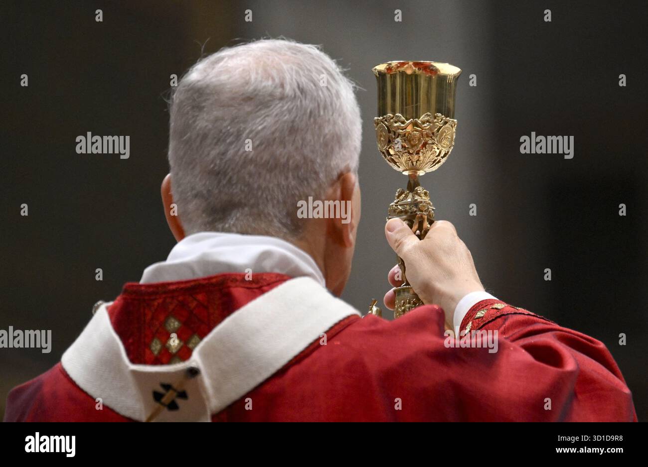 Pope Leo XIV presides over Holy Mass for the Jubilee of the World of ...
