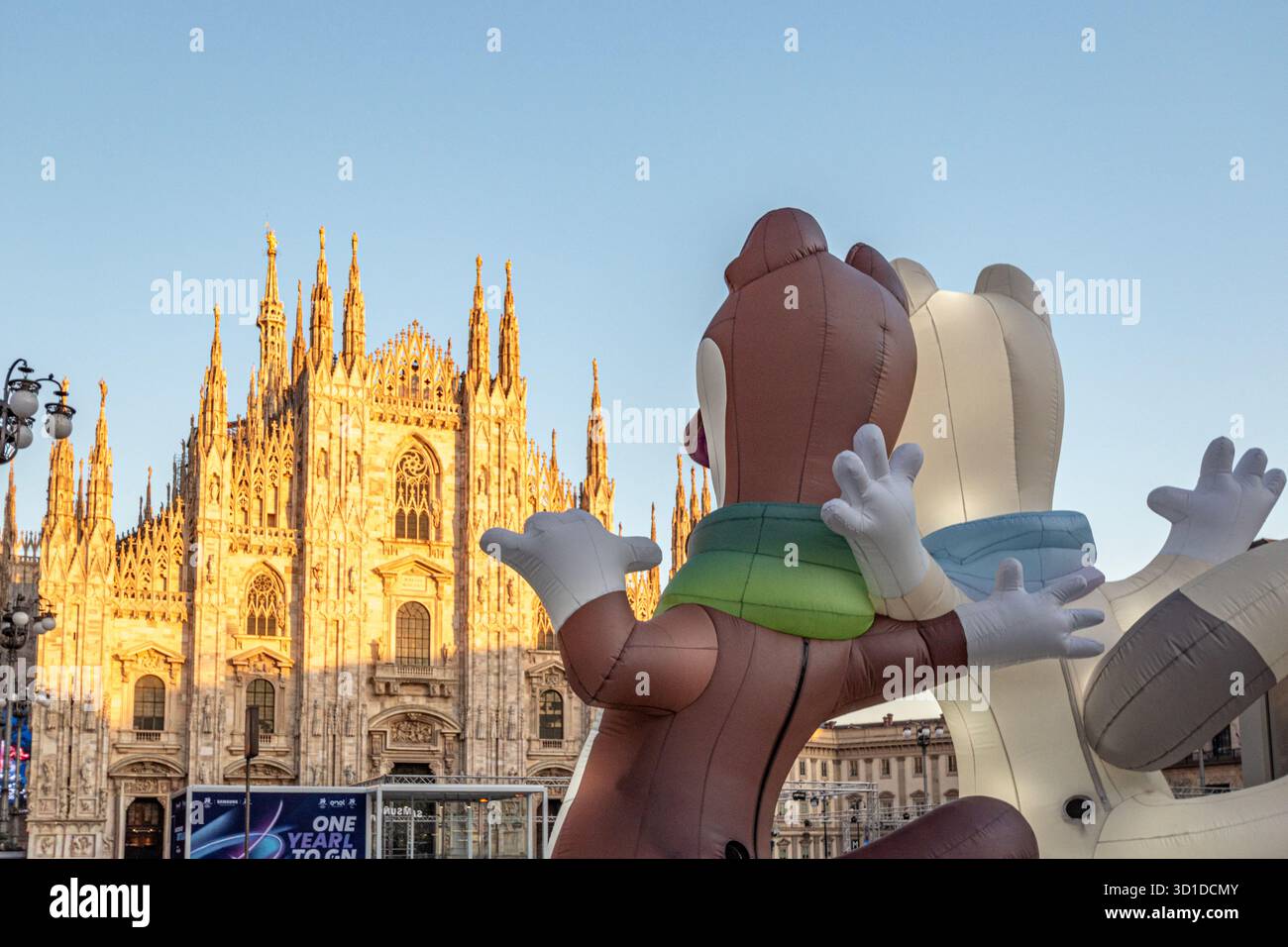 Mascots Giant Inflatable Display with Olympic Paralympic Logos ,Italy ...
